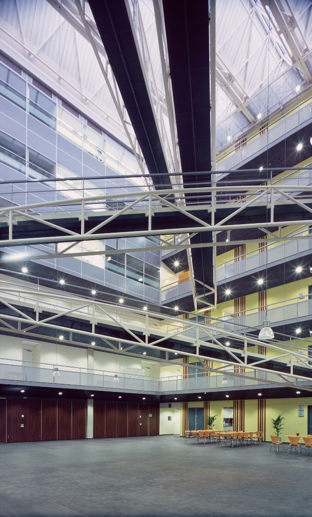 Gallery of Atlas, Wageningen | OZ | Media - 3