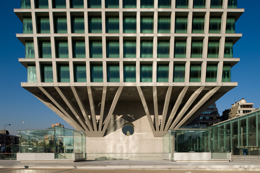 Cruz del Sur Building | Izquierdo Lehmann Arquitectos | Archello