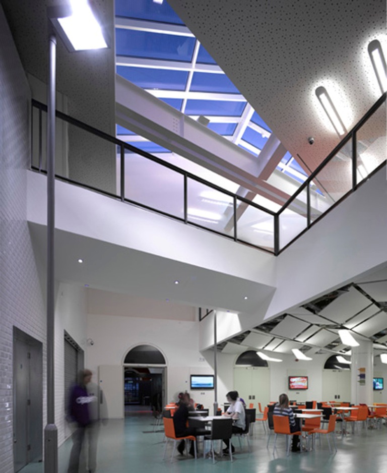 Open Youth Venue | Hudson Architects | Archello