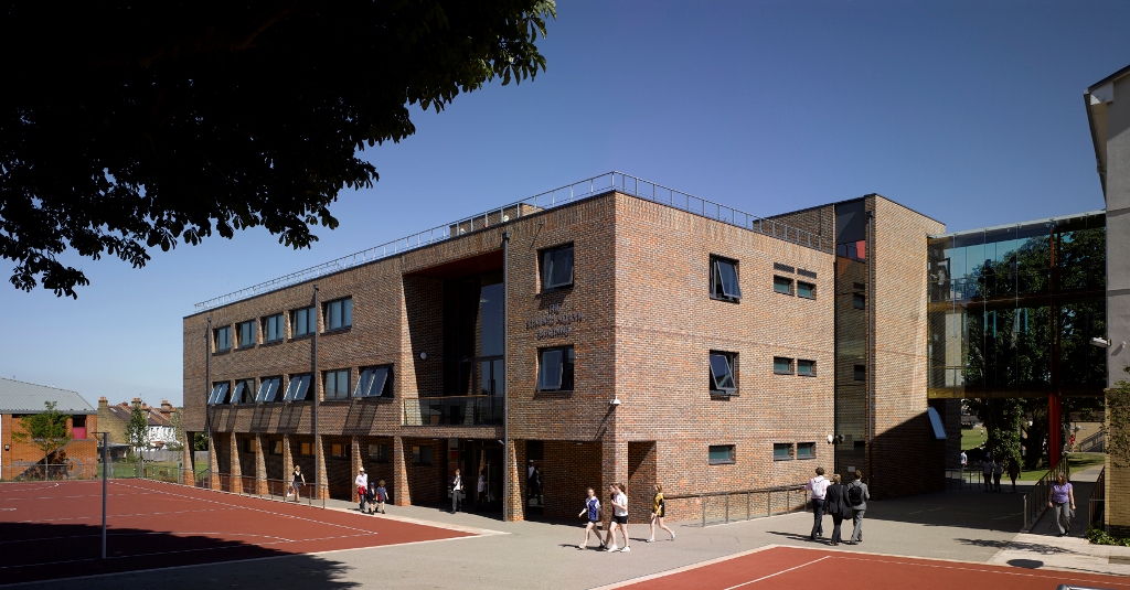 Edward Alleyn Building, Alleyn’s School | van Heyningen and Haward ...