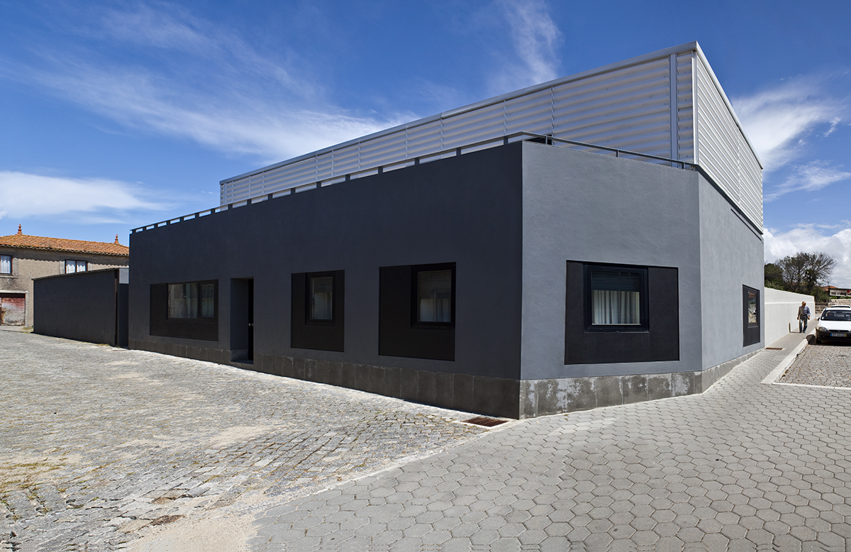 Fiber Cement House | VA Studio | Archello