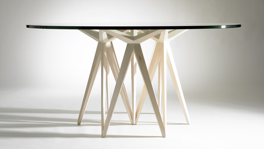 Prism Round Dining Table by Joseph Walsh Studio | Archello