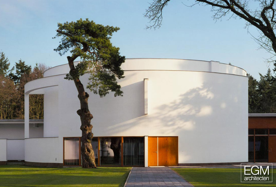 RUSTHOF CREMATORIUM | EGM architects | Archello