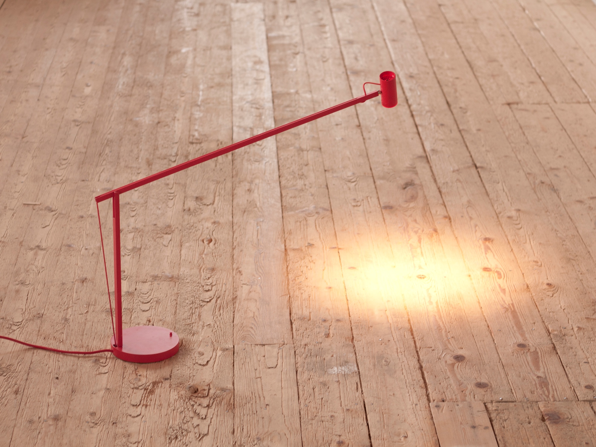 Up desk lamp by Jonas Forsman | Archello