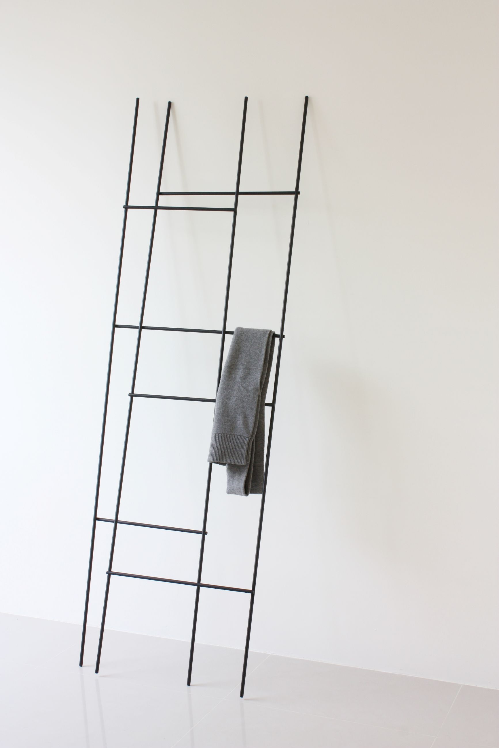Ladder Coat Rack by Yenwen Tseng | Archello