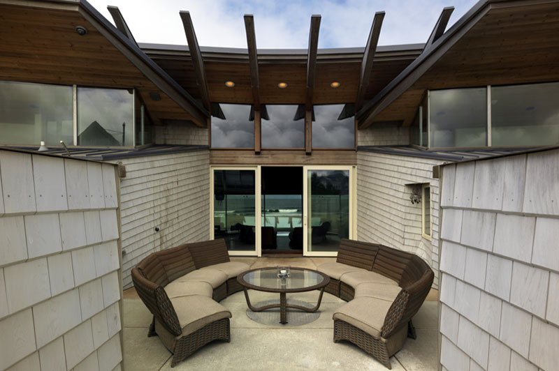 Gallery of Panet Raymond Beach House | Robert Harvey Oshatz | Media - 4