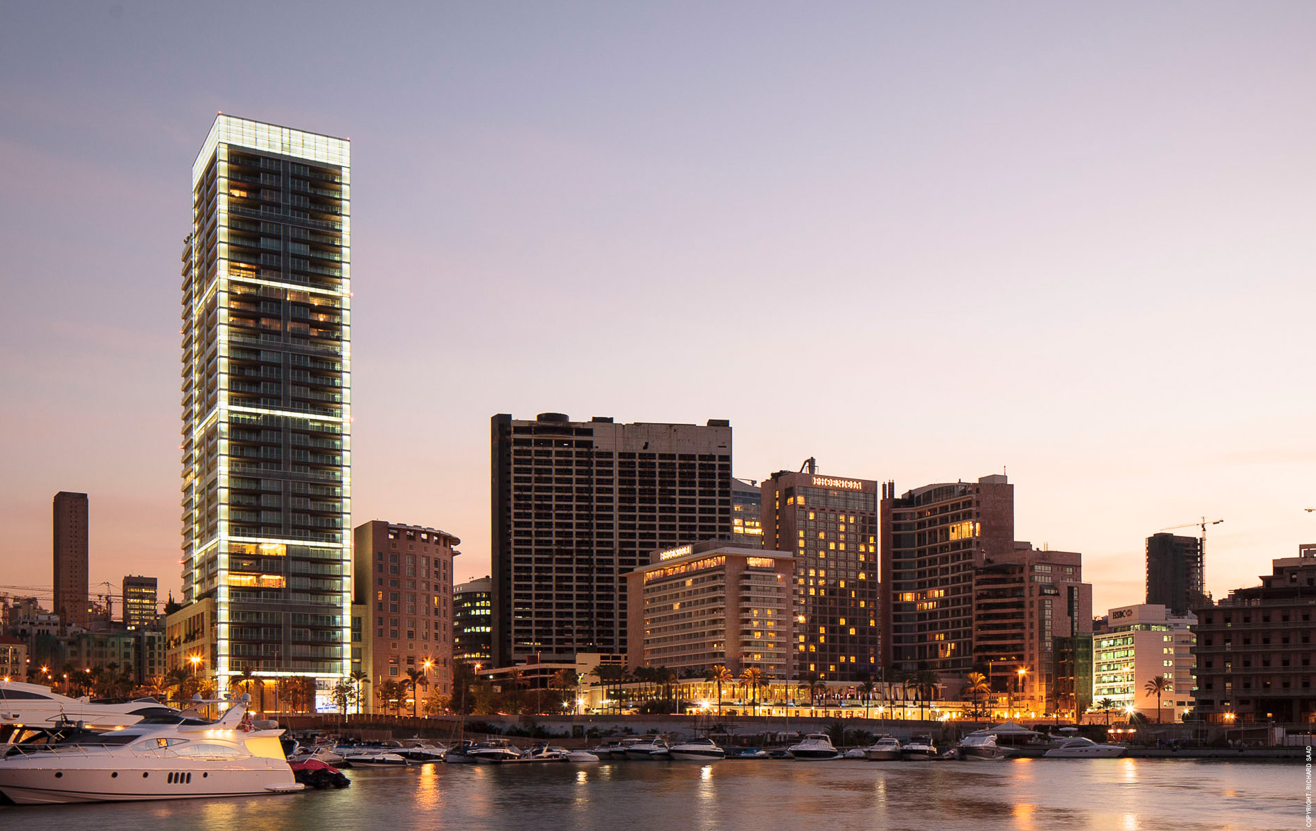 Platinum Tower | Ricardo Bofill Taller de Arquitectura | Archello