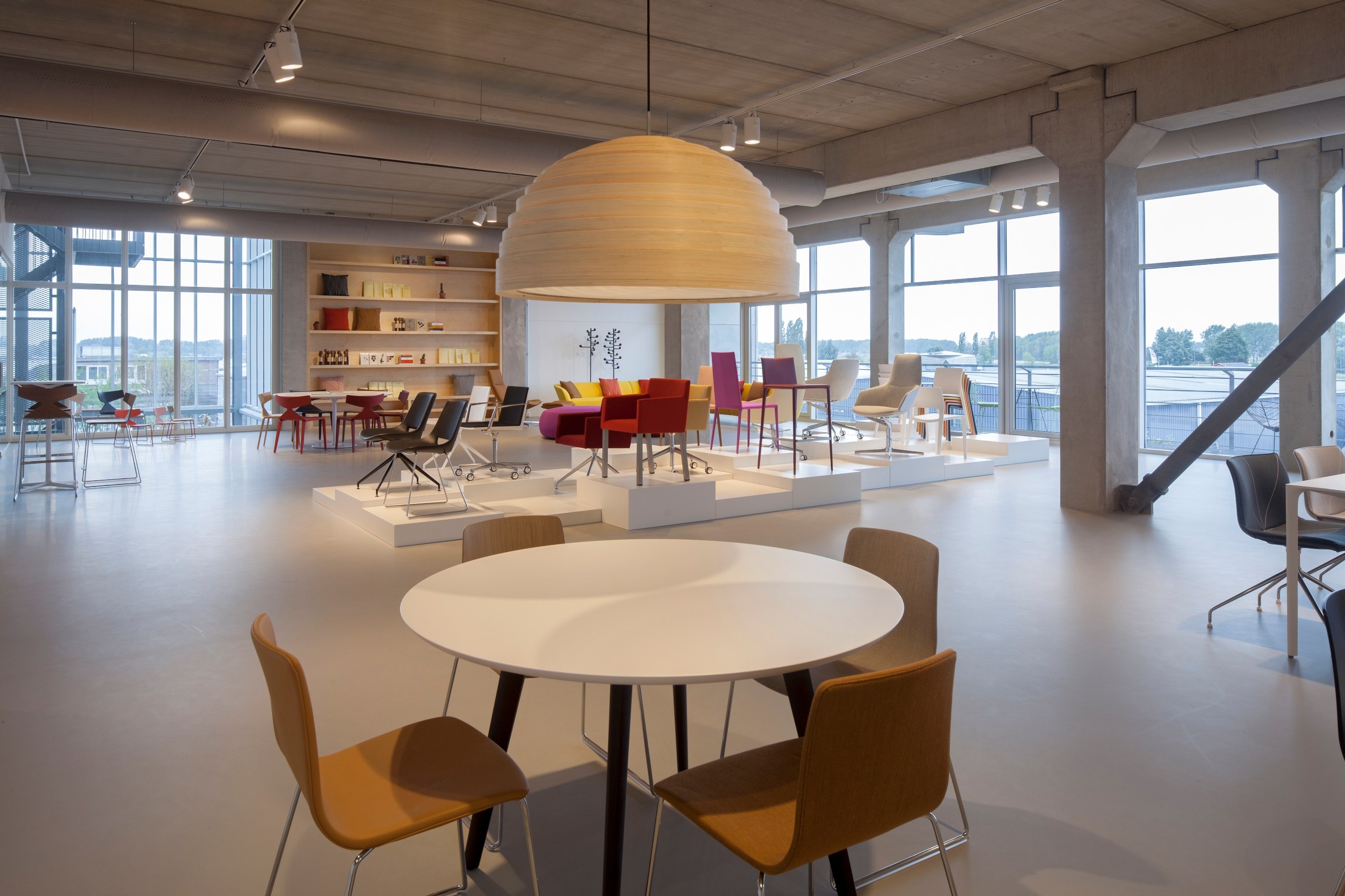 Arper Showroom Amsterdam | Arper SPA | Archello