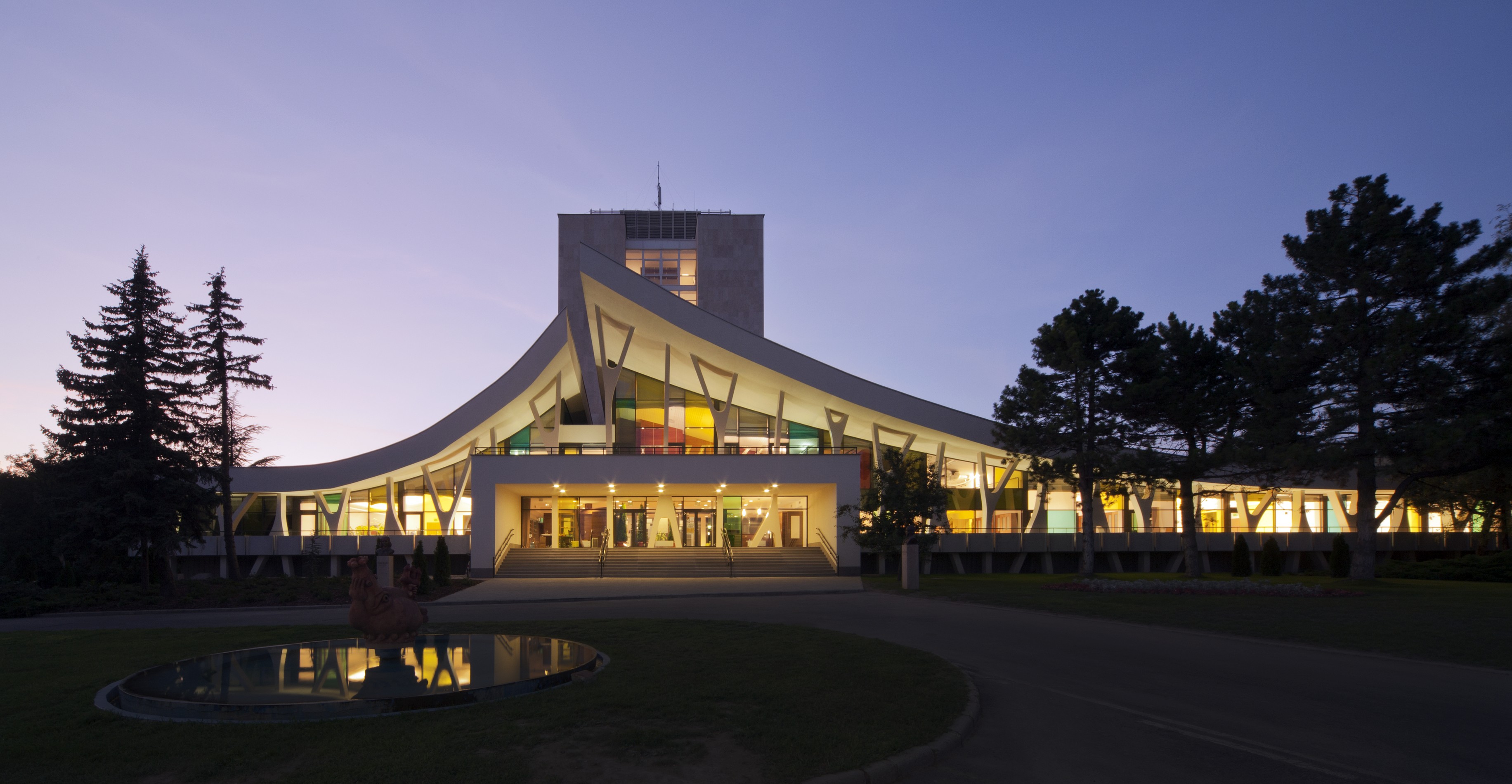 Transformation and Extension of the Central Building of Zánka - New ...