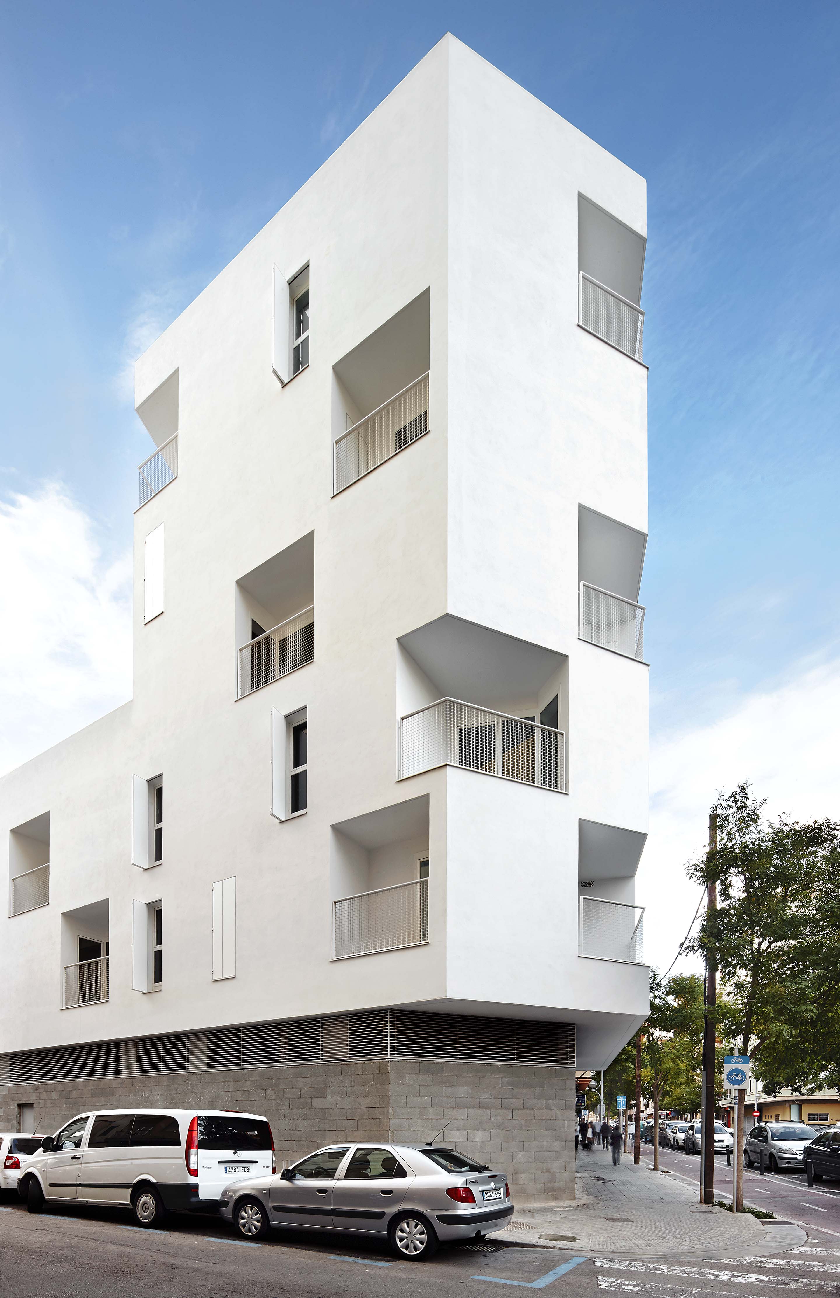 SOCIAL HOUSING IN PALMA | RipollTizon Estudio de Arquitectura | Archello