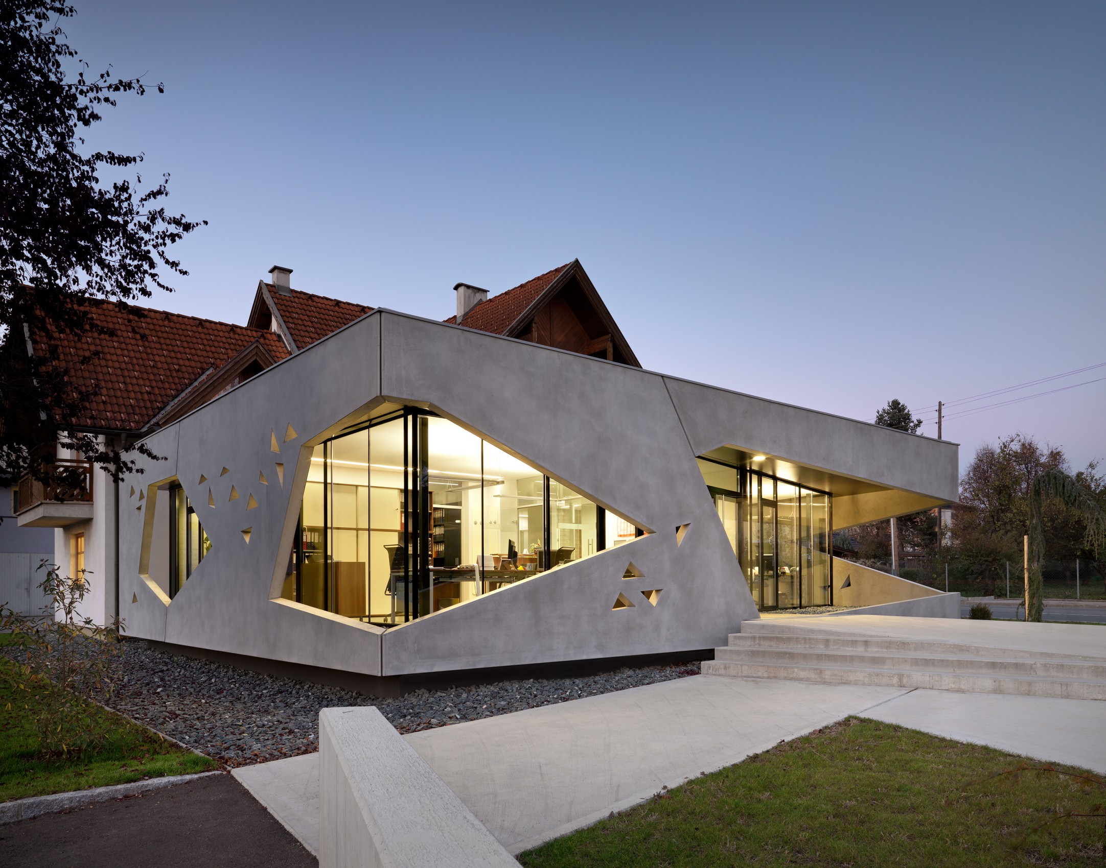 Bau Sallinger office building | Spado Architects | Archello