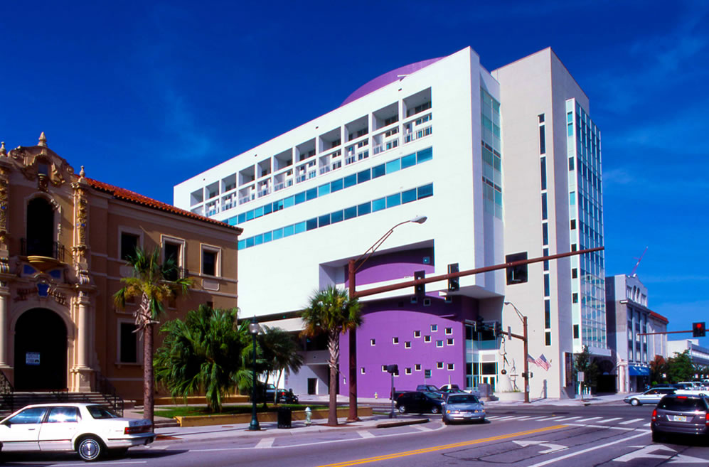 Courthouse Centre | Sweet Sparkman Architects | Archello