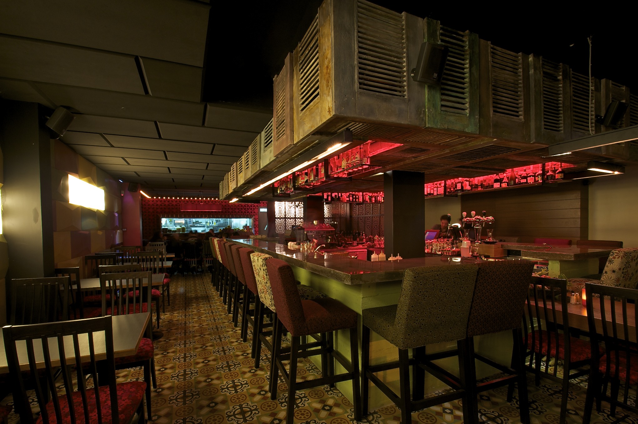 TAPAYA - TAPAS BAR | Nir Portal Architects | Archello