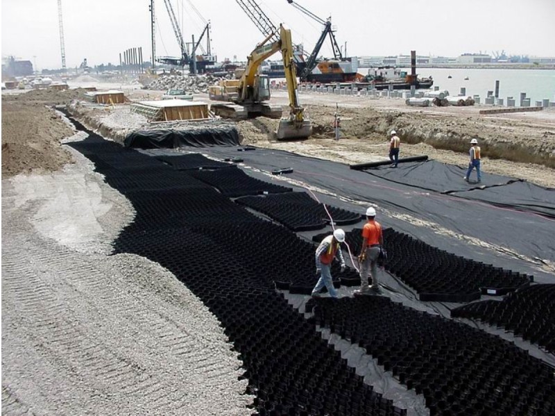 Genuine GEOWEB por Presto Geosystems | Archello