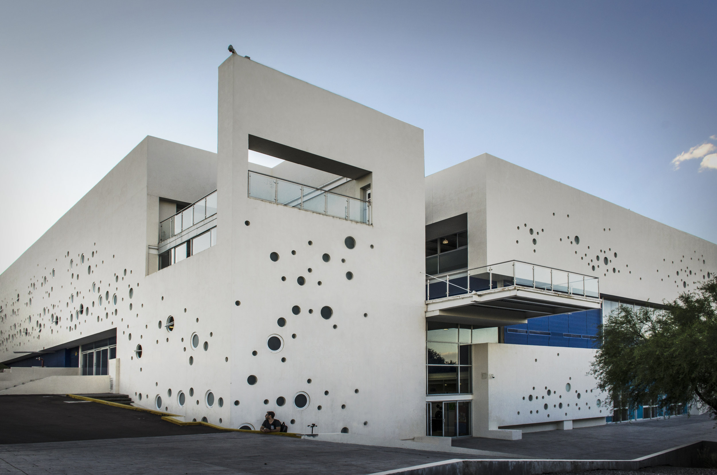 DAE Building | Arkylab | Archello