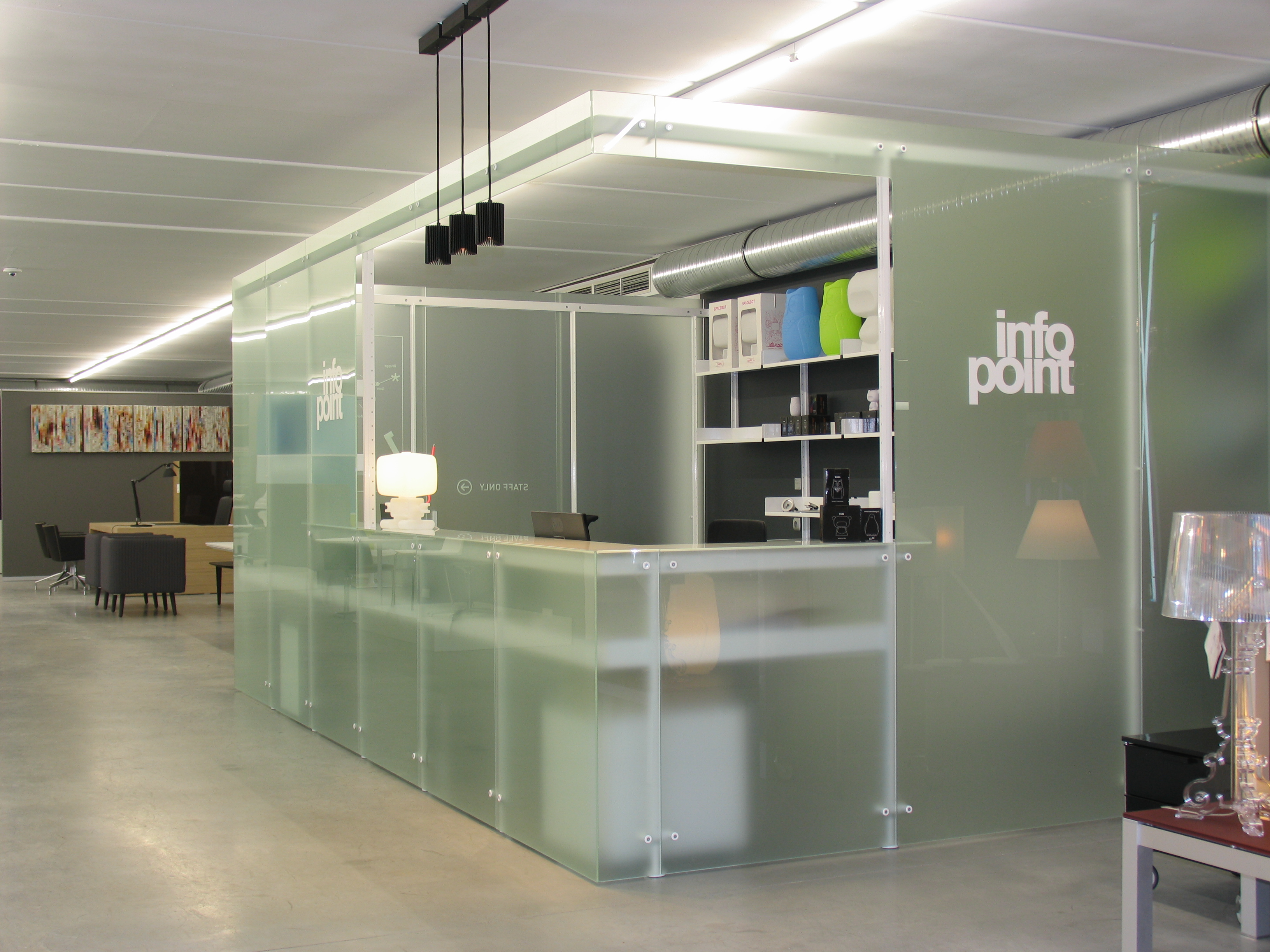 Pole glass partitions for reception desks, self-supporting partitions ...