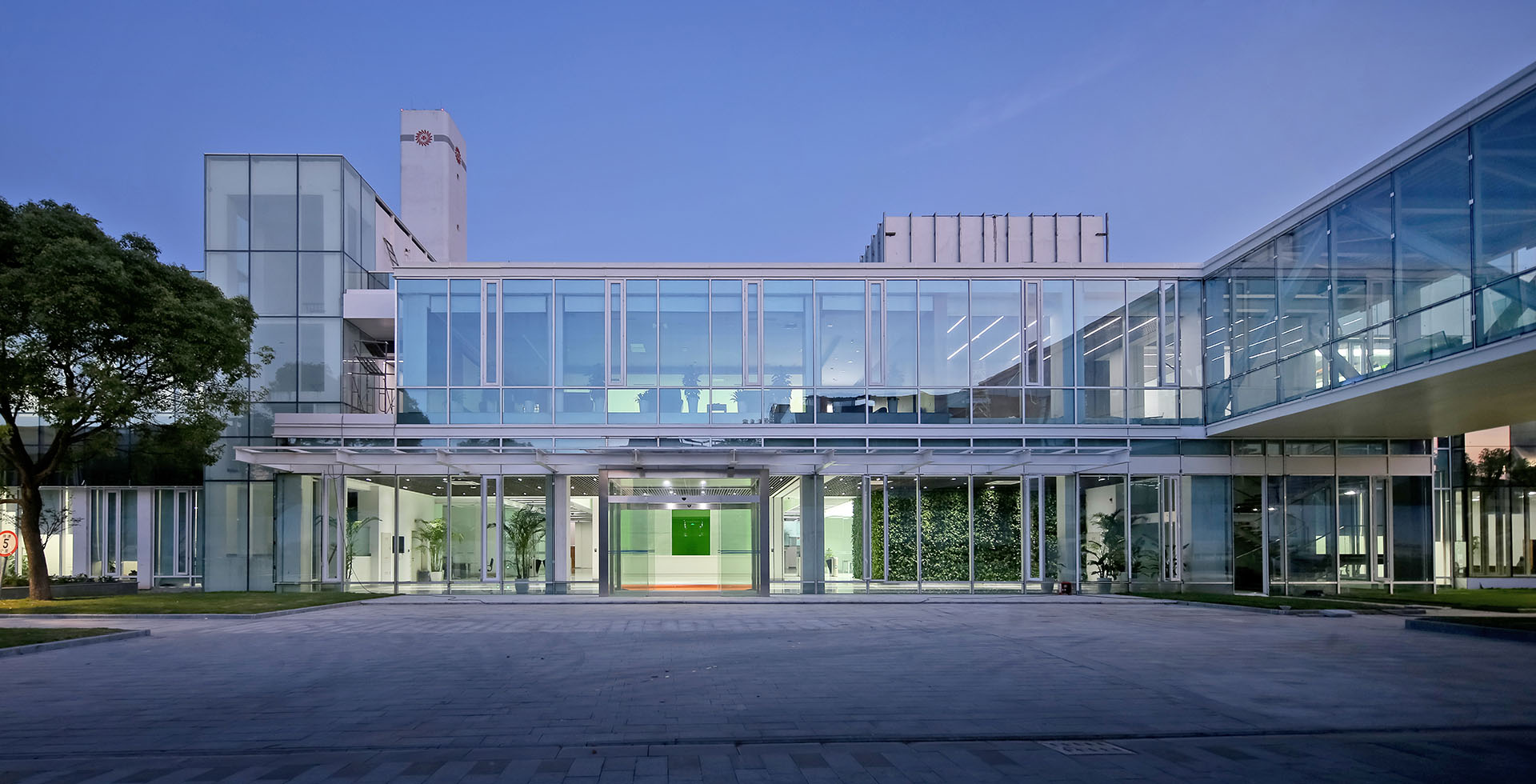 Shanghai Converted Green Office Buildings: Jinqiao 21 Office | Space ...