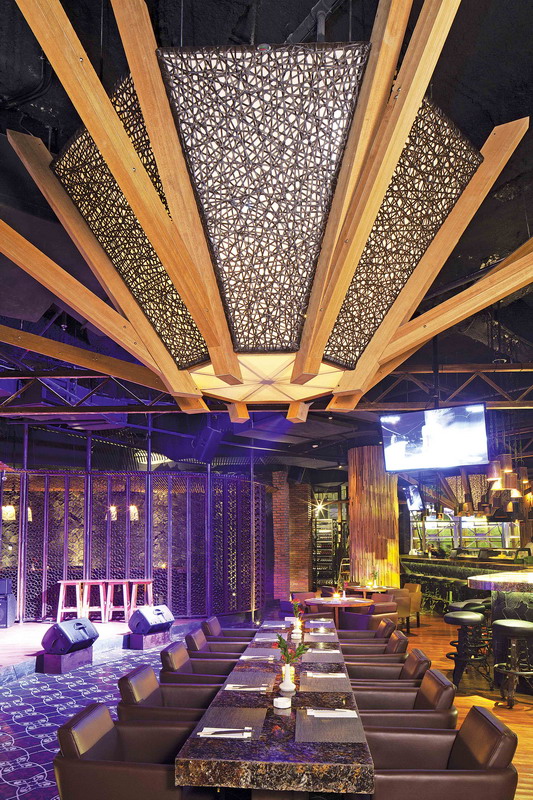 THE 7TH EXODUS LOUNGE.... METALS THEME | Julio Architect & Partners ...