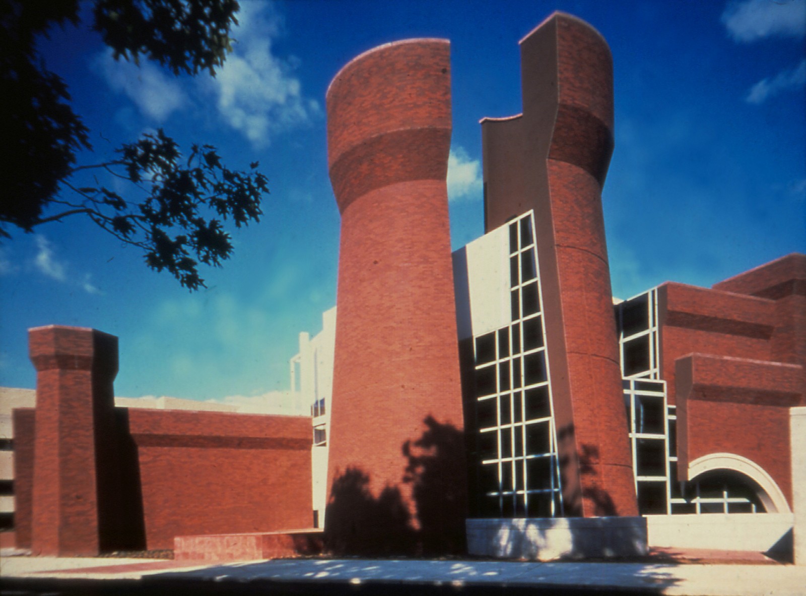 Wexner Center For The Visual Arts And Fine Arts Library Eisenman