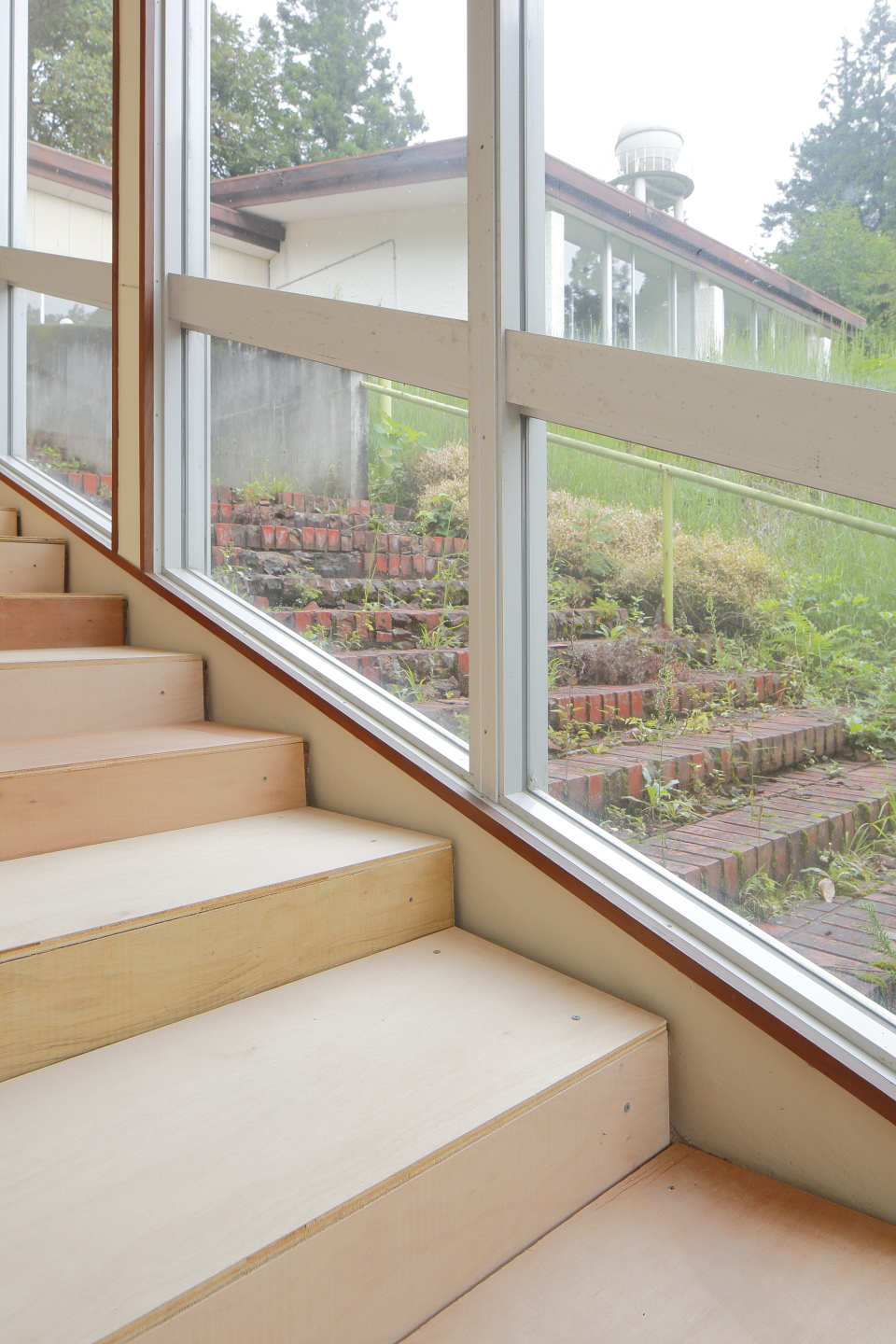 deformed stairs | TYRANT Inc. | Archello