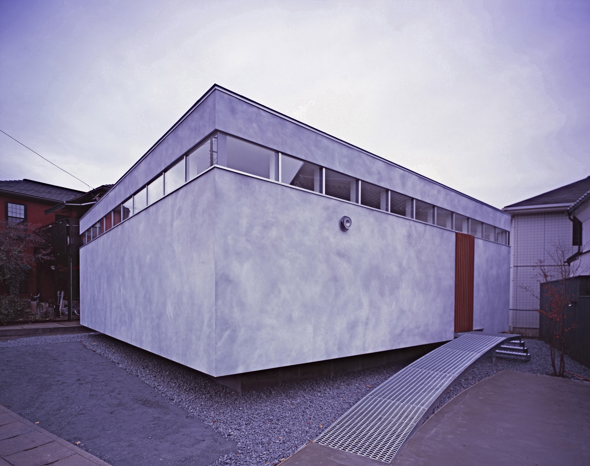 House IM – a box-shaped flexible residence | Miyahara Architect Office ...