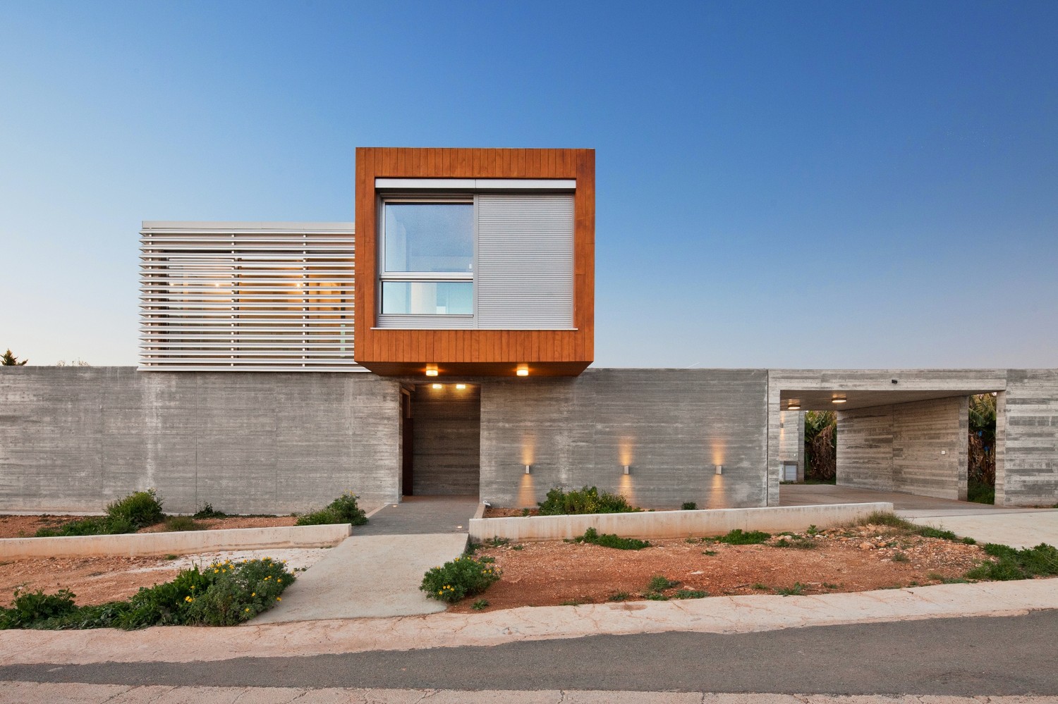 George Michael residence | VARDAstudio | Archello