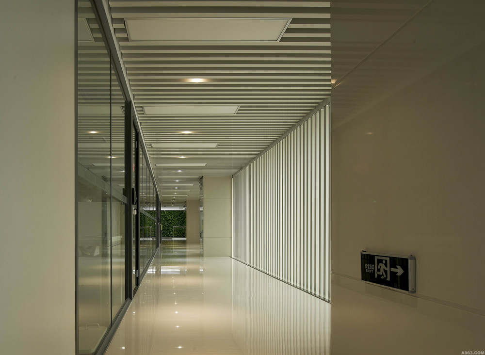 Corridor Ceiling Design Plaza
