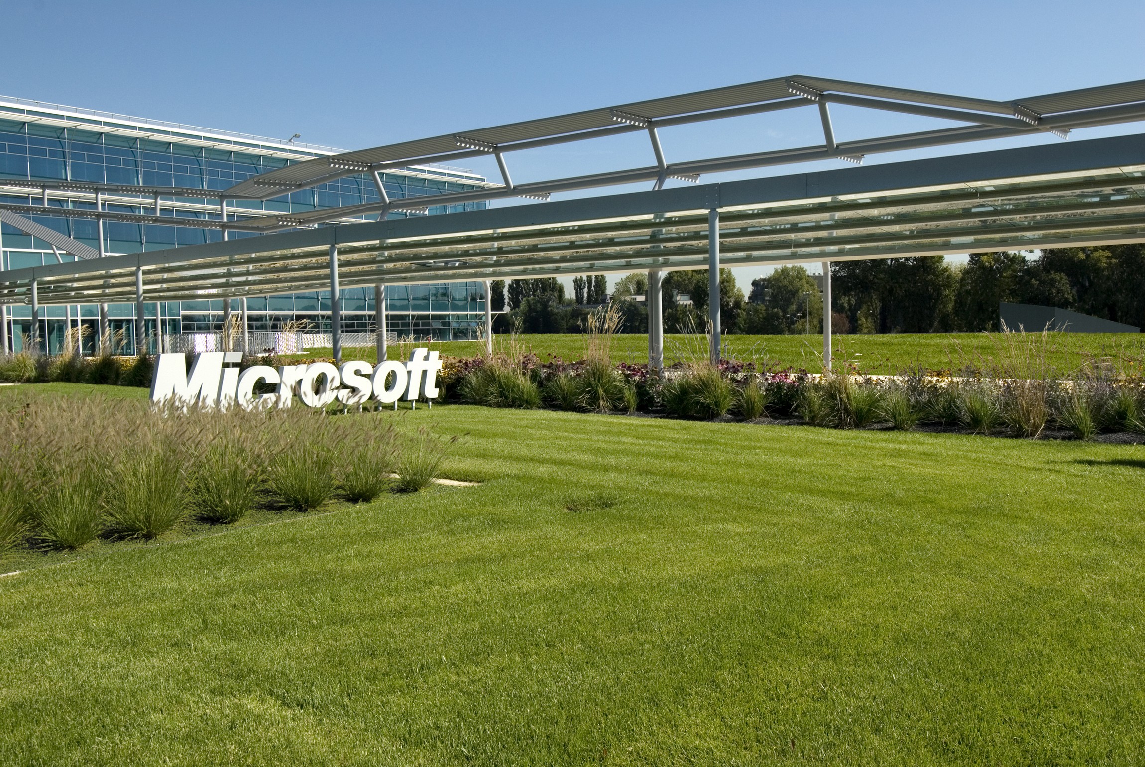 Innovation Campus for Microsoft Italia | Flores & Prats Architects ...