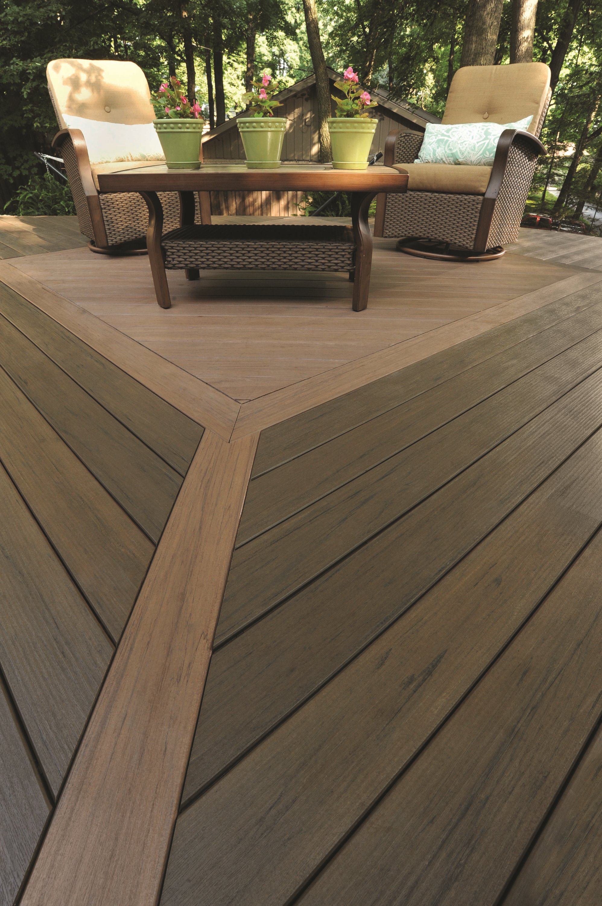 TimberTech®’s Earthwood Evolutions® Legacy by TIMBERTECH | Archello
