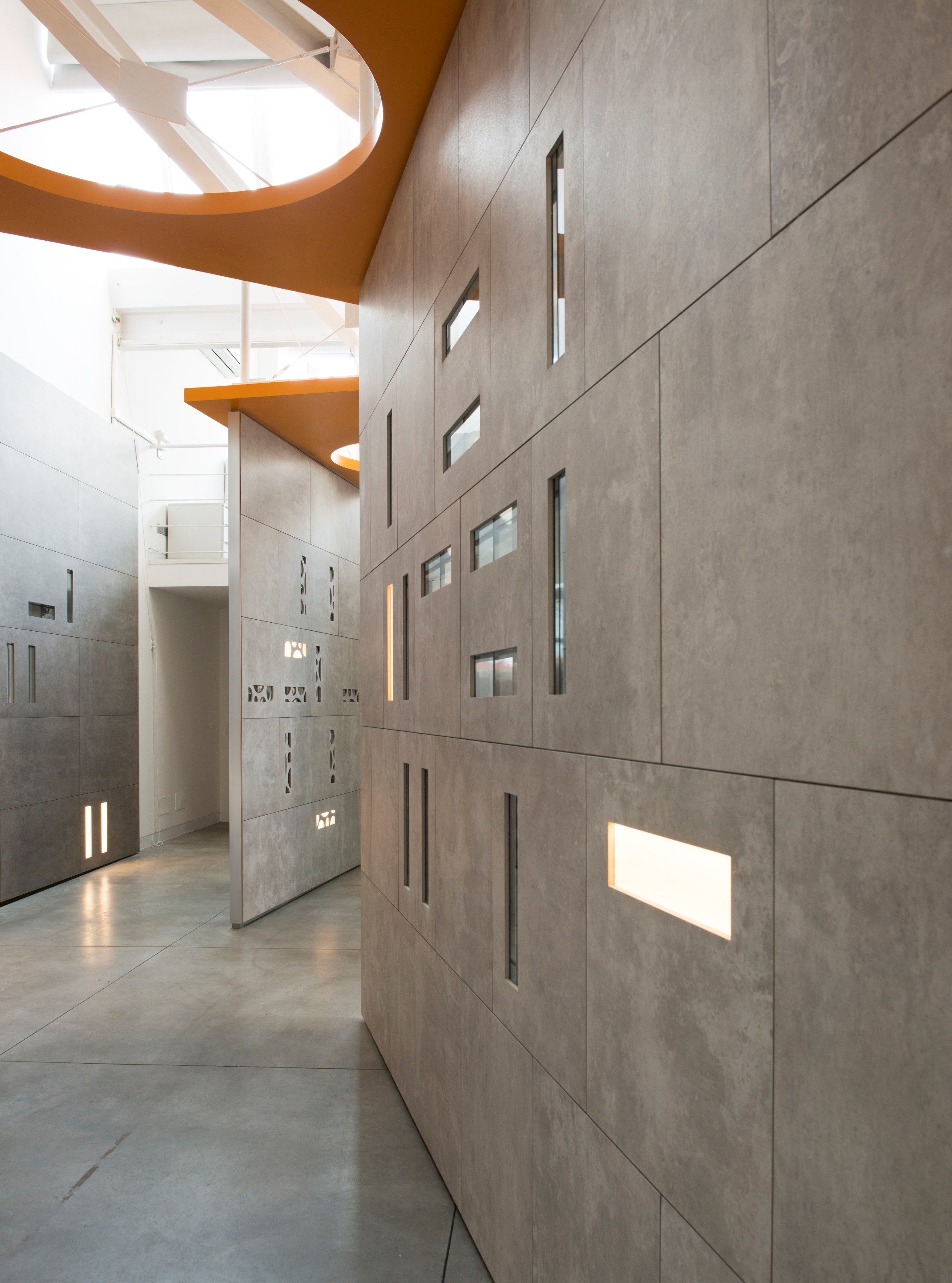 EC WALL by EMIL CERAMICA | Archello