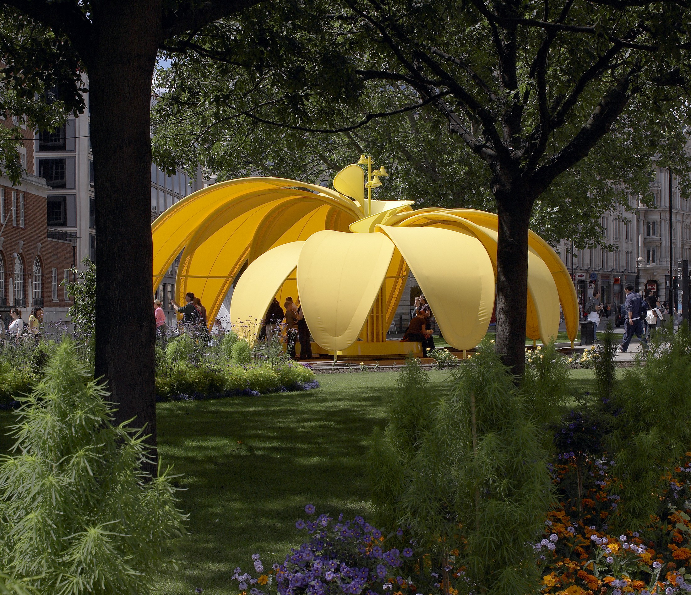 Fresh Flower | Tonkin Liu | Archello