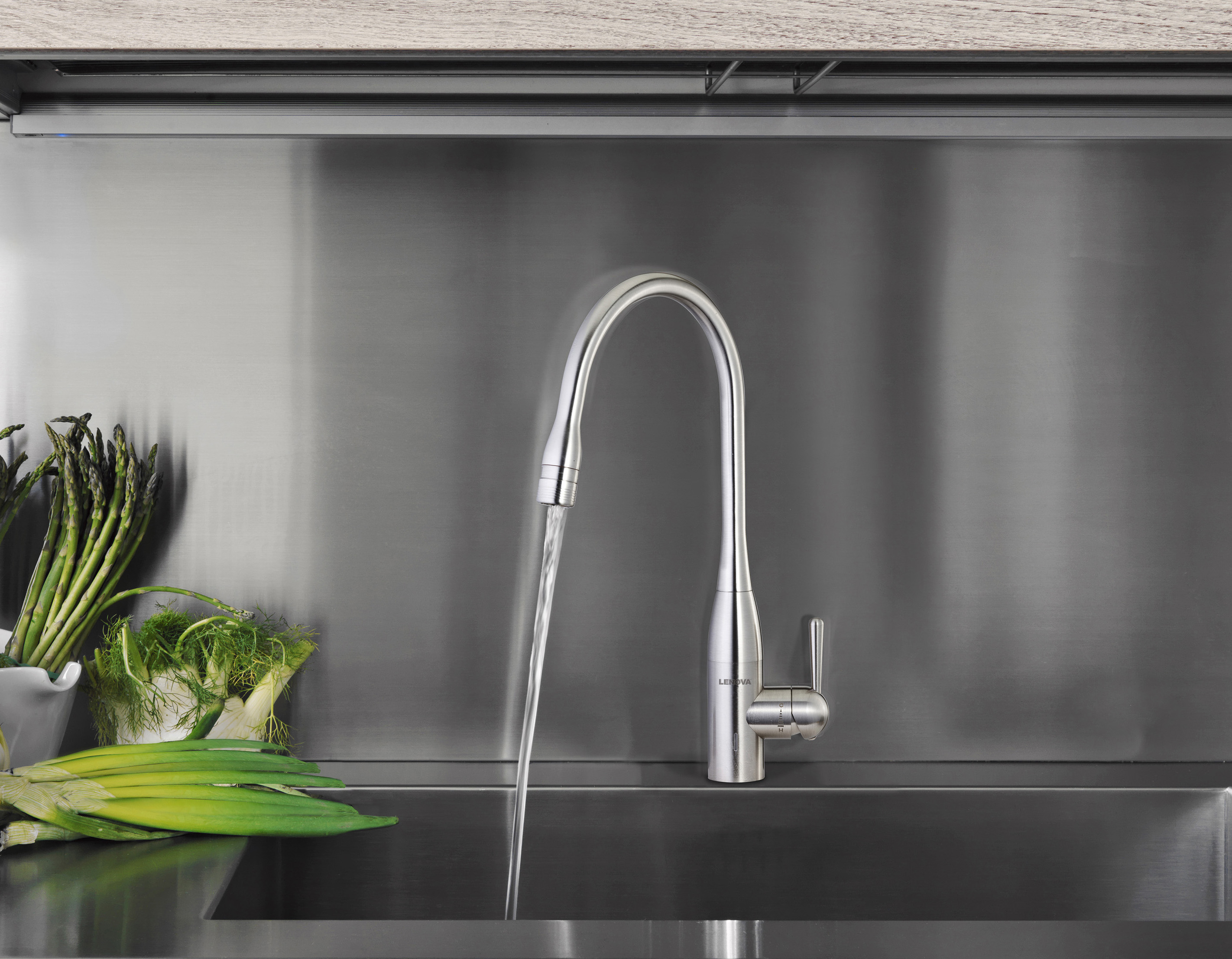 AQUALOGIC OZONE FAUCET van Lenova | Archello