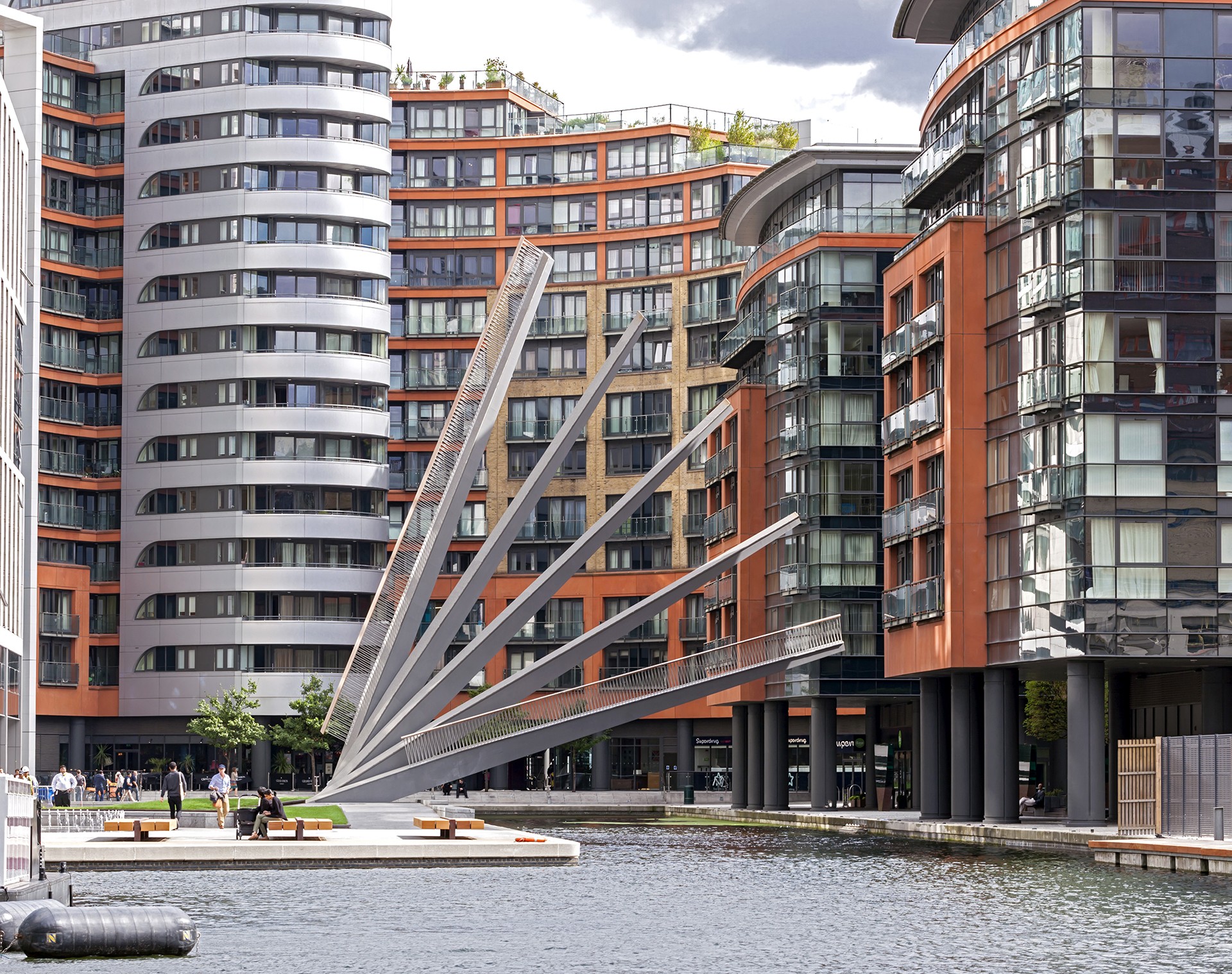 Merchant Square footbridge | Knight Architects | Archello
