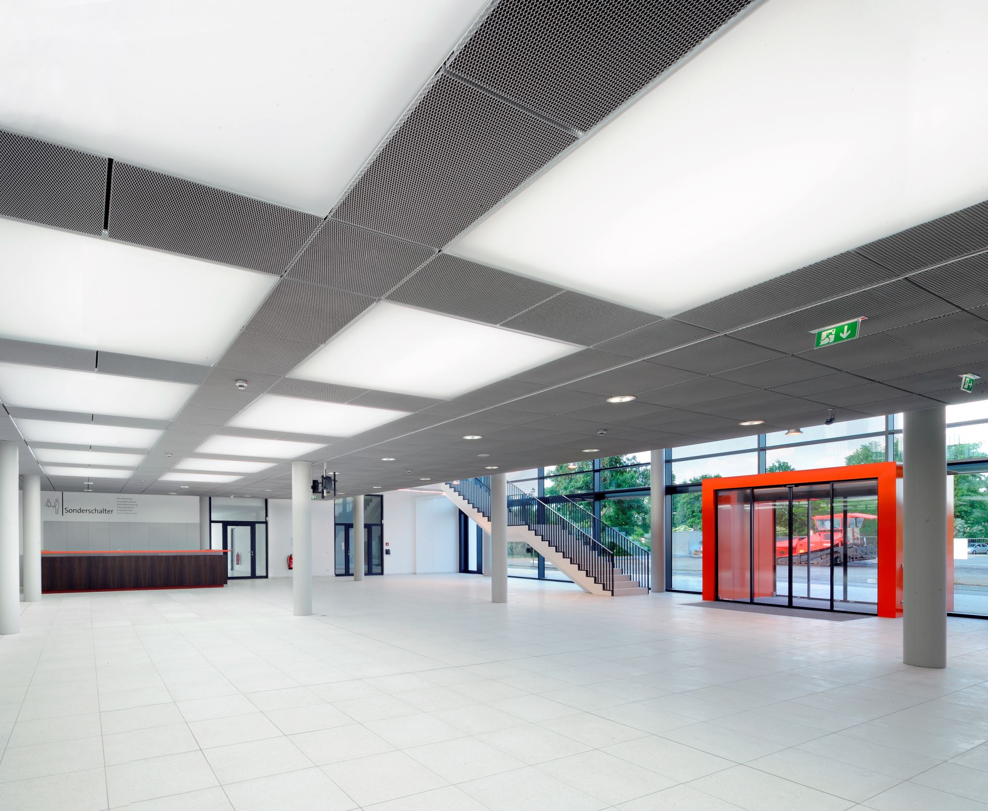 Automobile Service Center | SEFAR | Archello