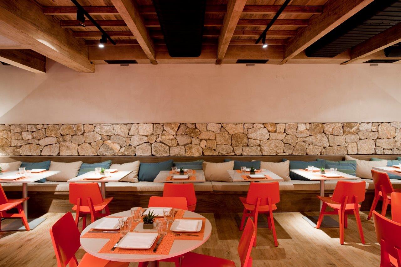 Alma Maria Restaurant | Studio Arthur Casas | Archello