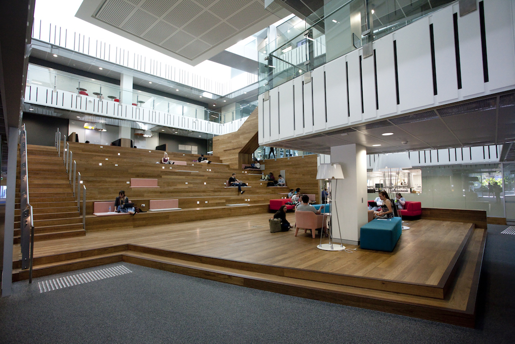 QUT Science and Engineering Building | Wilson Architects | Archello