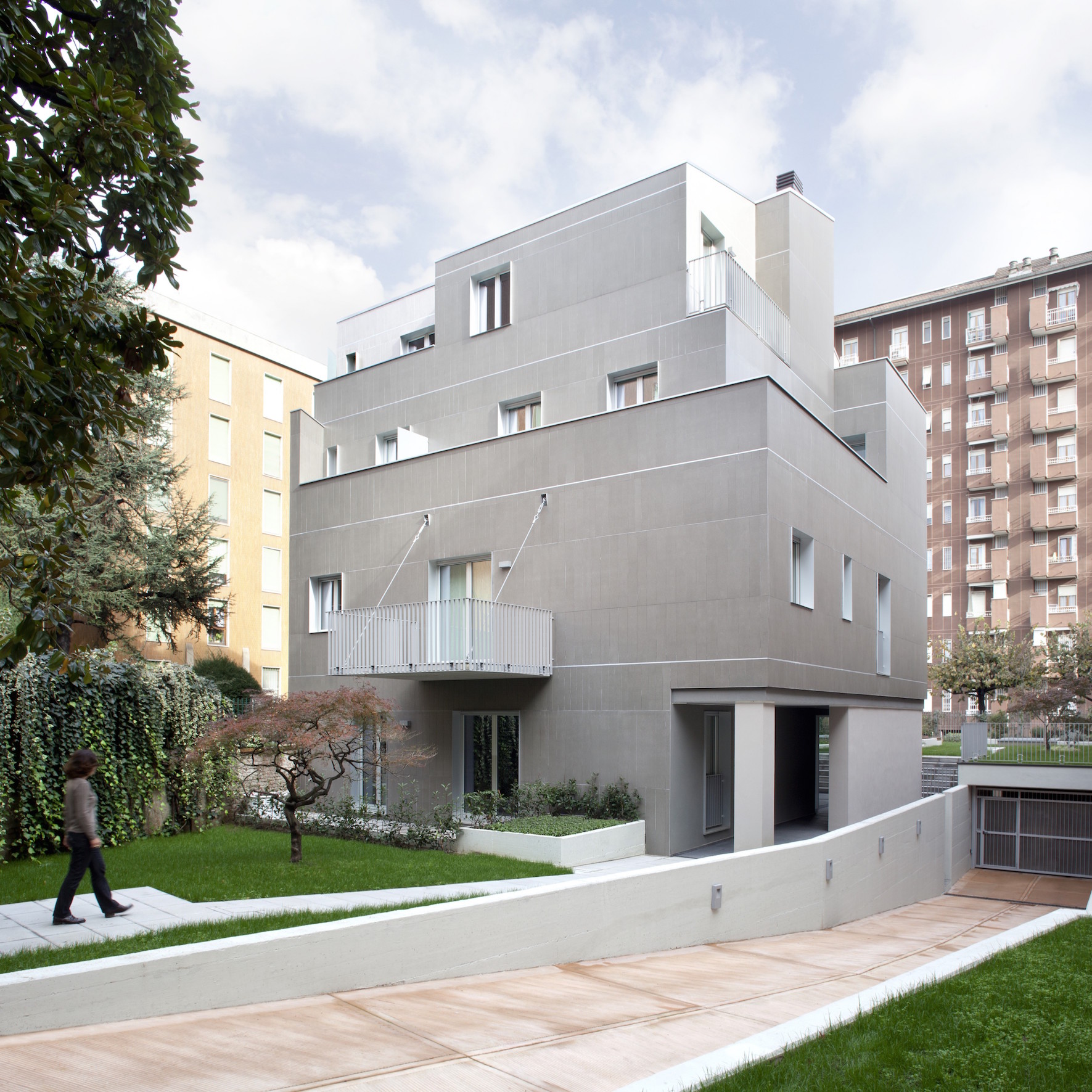 Residential Building in Via Bellincione | Dap Studio / elena sacco ...