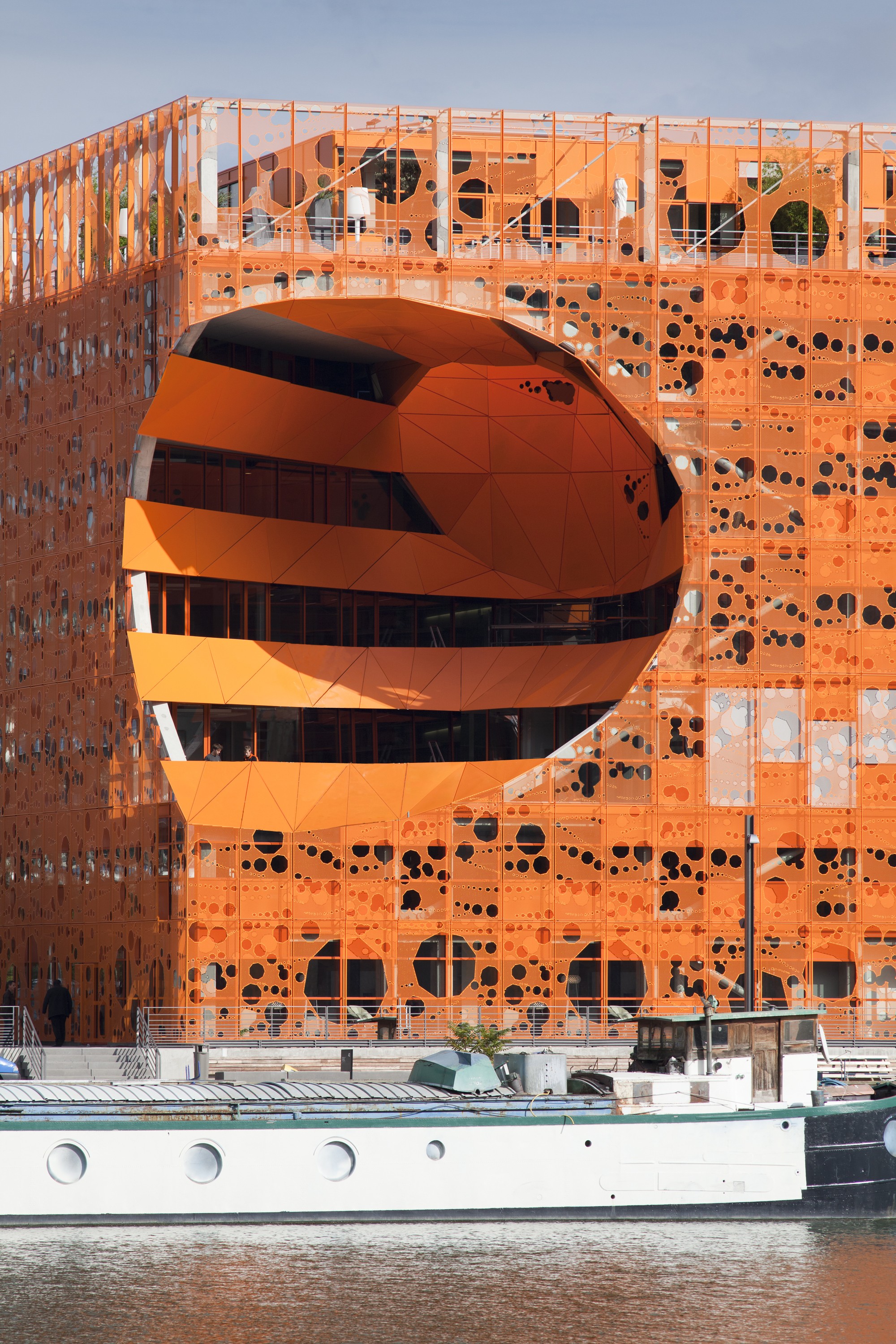 The Orange Cube | Jakob + Macfarlane, Axalta Powder Coatings EMEA ...