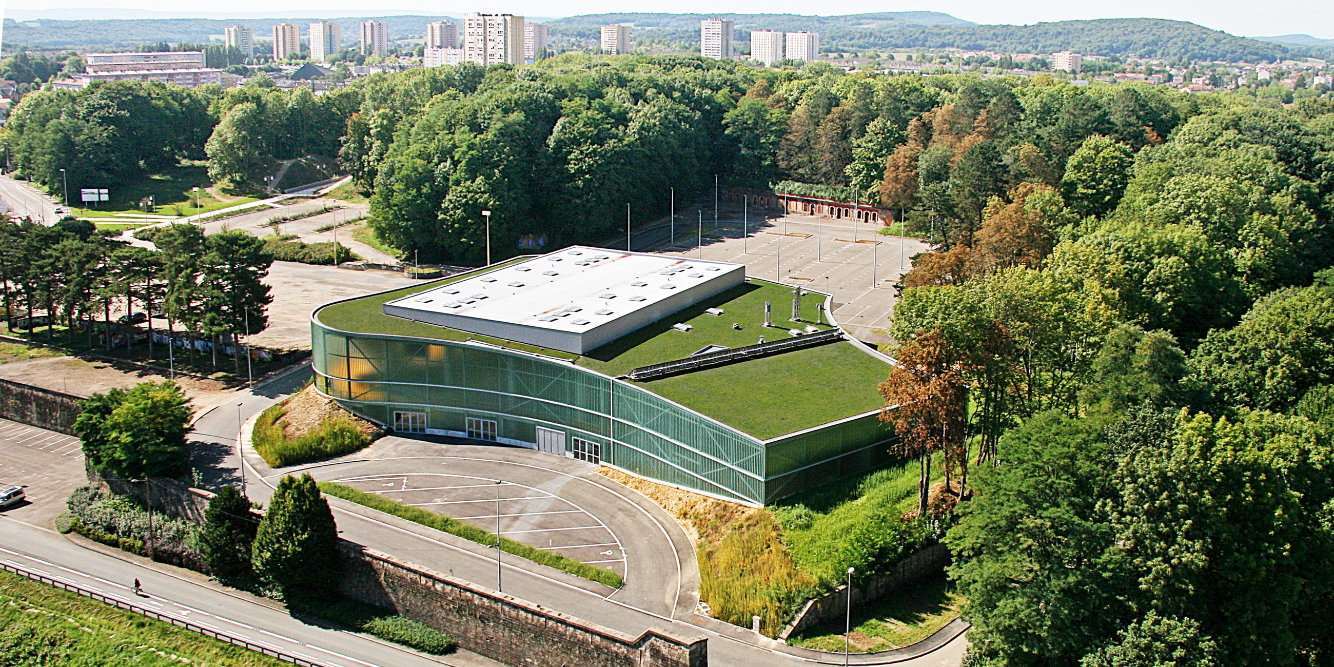 The Lighthouse, sports arena | archi5 | Archello