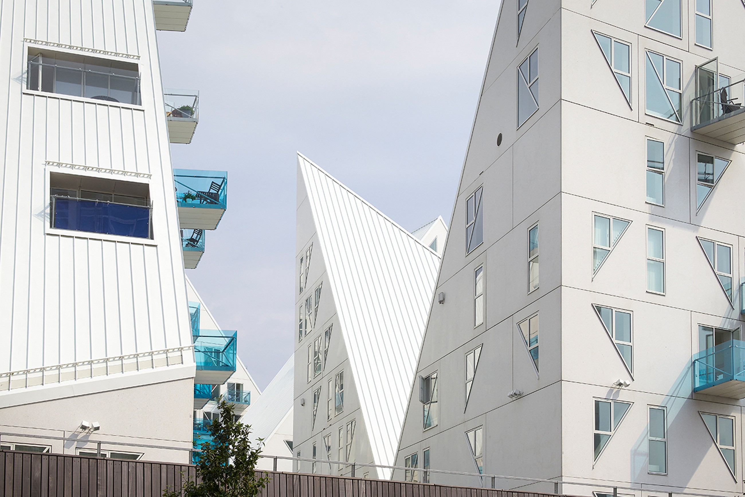 Gallery of The Iceberg | JDS Architects | Media - 7