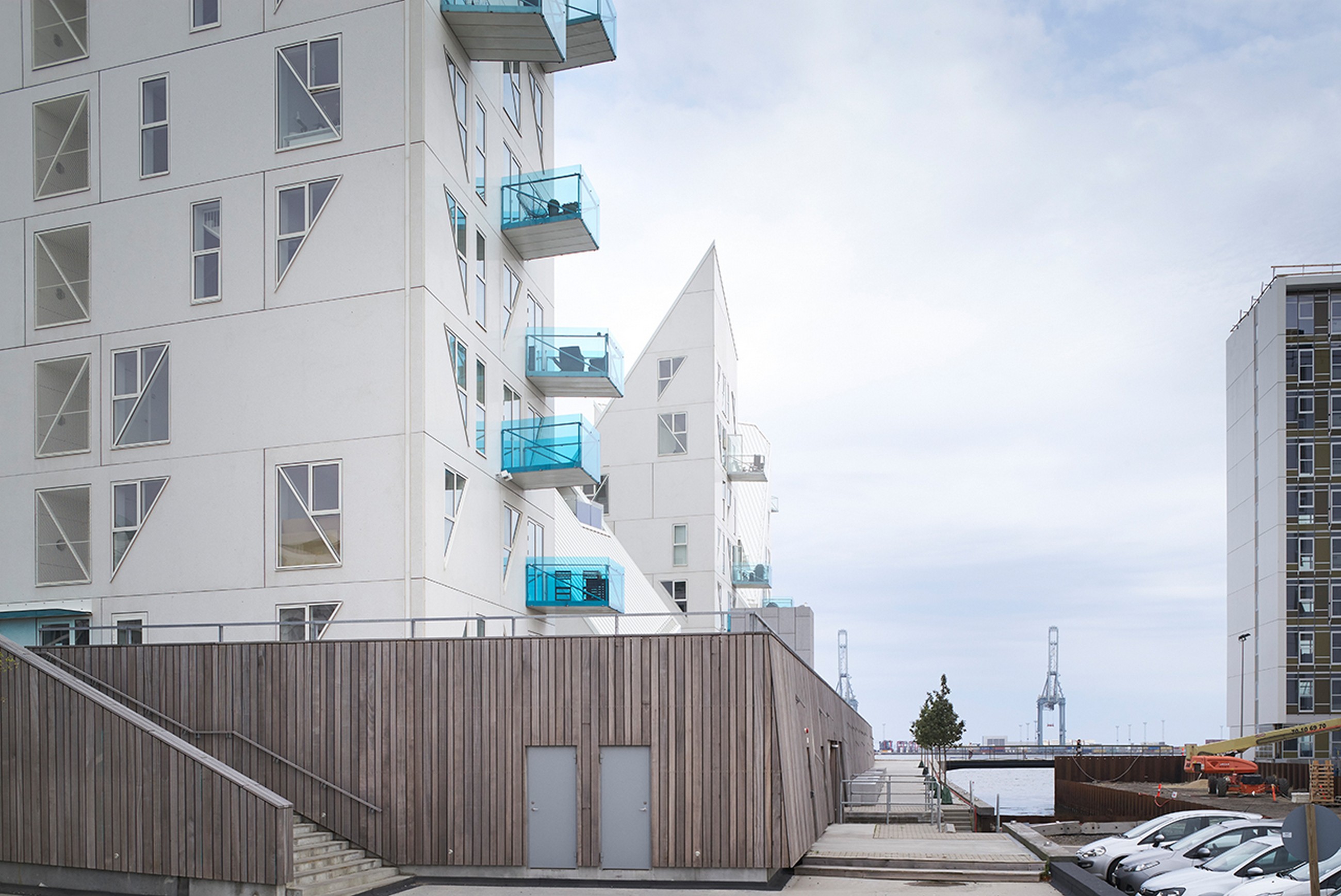 Gallery of The Iceberg | JDS Architects | Media - 13