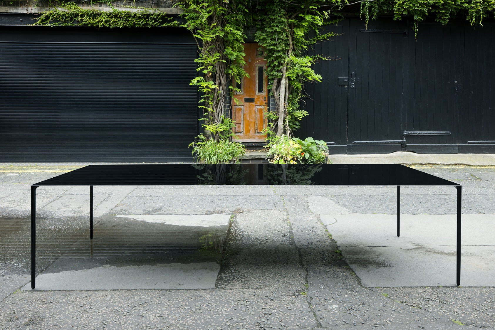 Surface Table by Terence Woodgate | Archello