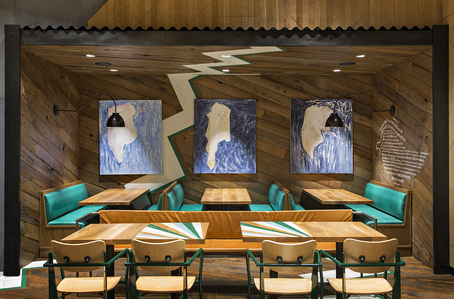 Nando's Oshawa | II BY IV DESIGN | Archello