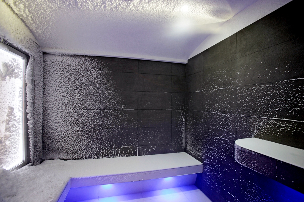 Snow Cabin by Happy Sauna | Archello