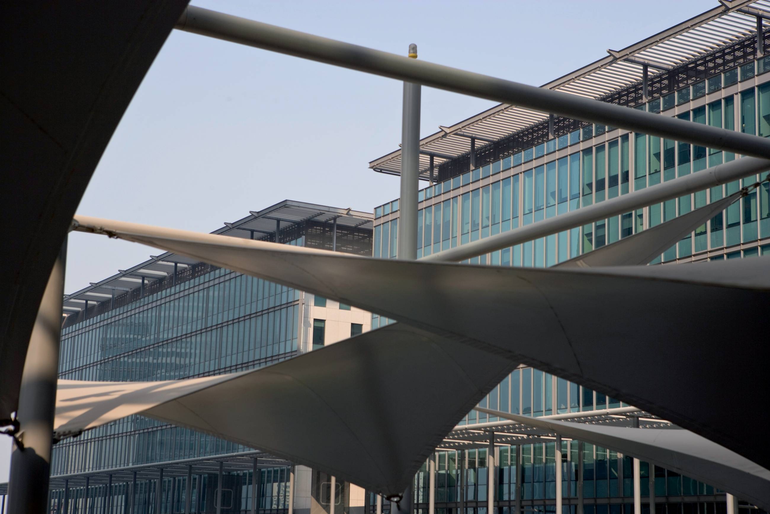 Gallery of DIFC International Financial Centre | Hunter Douglas ...