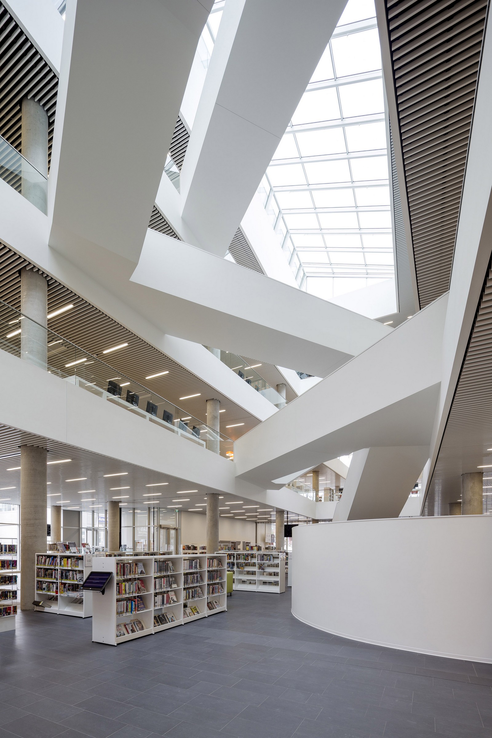 Gallery of New Halifax Central Library, a civic landmark | Schmidt ...