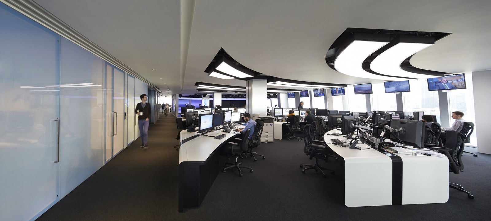 Gallery of Al Jazeera studio | Veech x Veech | Media - 19