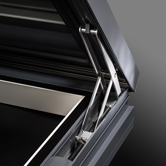 SkyHatch Electric by Glazing Vision Europe | Archello