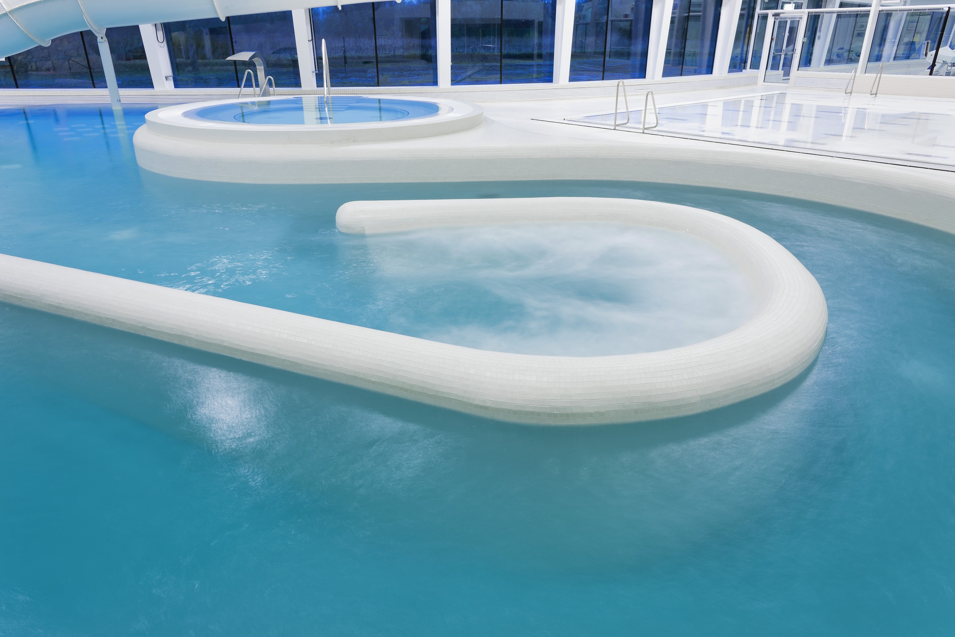 Gallery of Hofbad Aquatic Centre | wedi | Media - 4