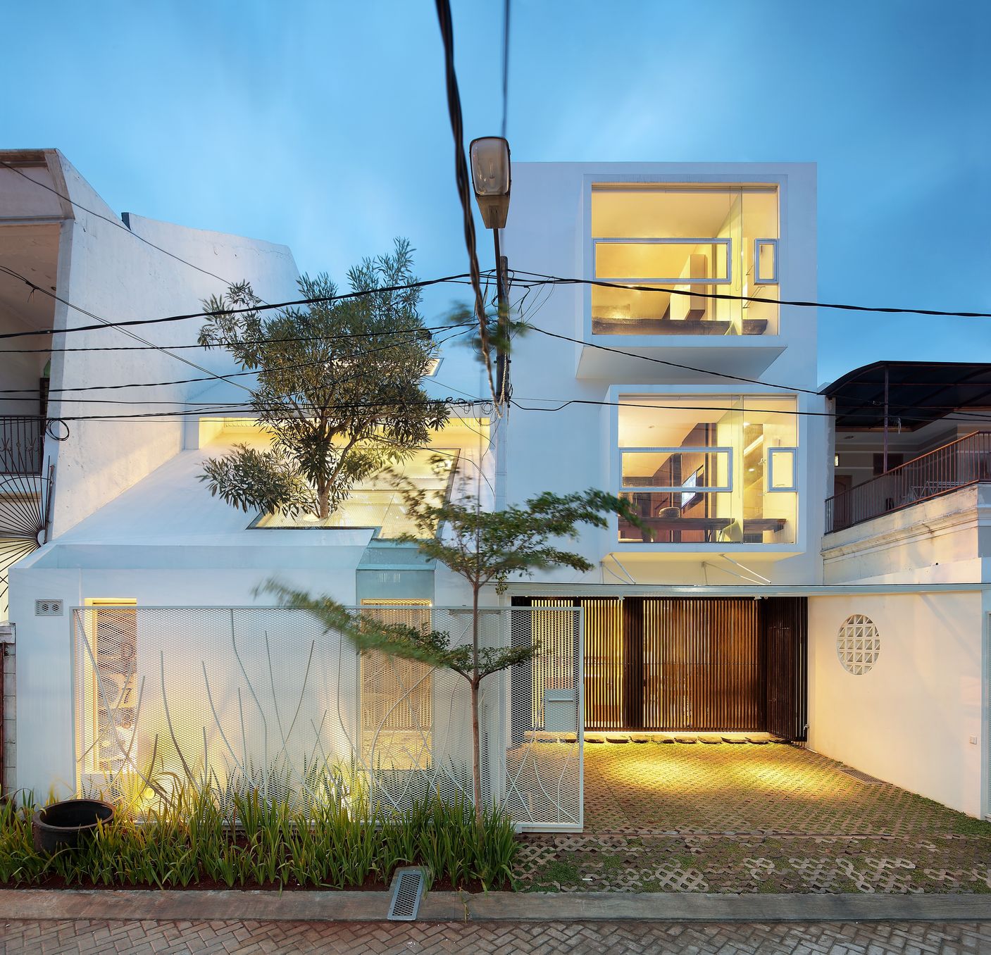 Gallery of SPLIT HOUSE | tws & partners | Media - 7